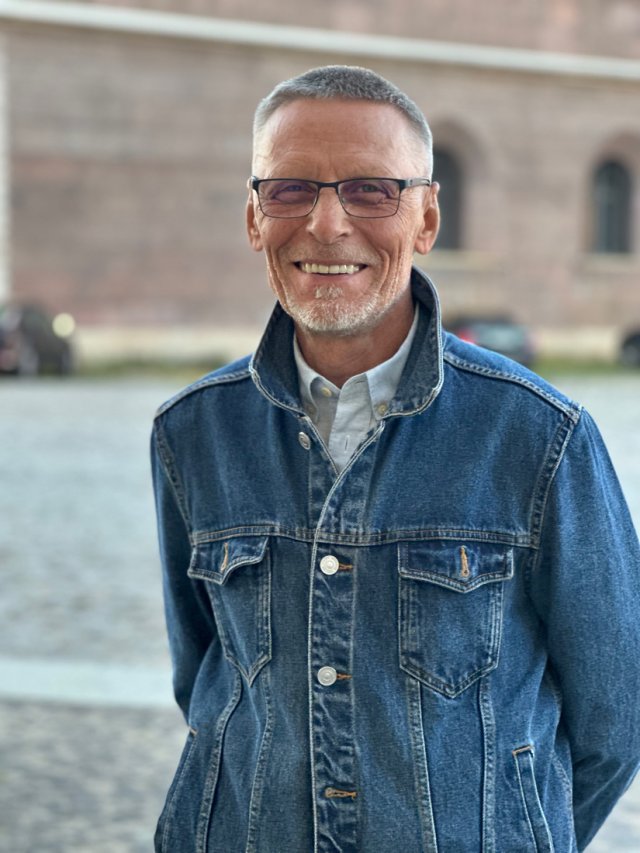 Михаил, 65, Санкт-Петербург - "RusDate.us"