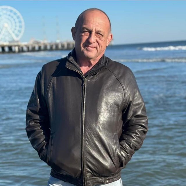 Alex, 67, Филадельфия - "RusDate.us"