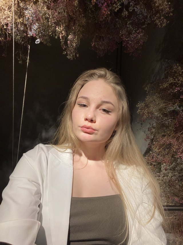 Аня, 24, Новая Каховка - "RusDate.us"