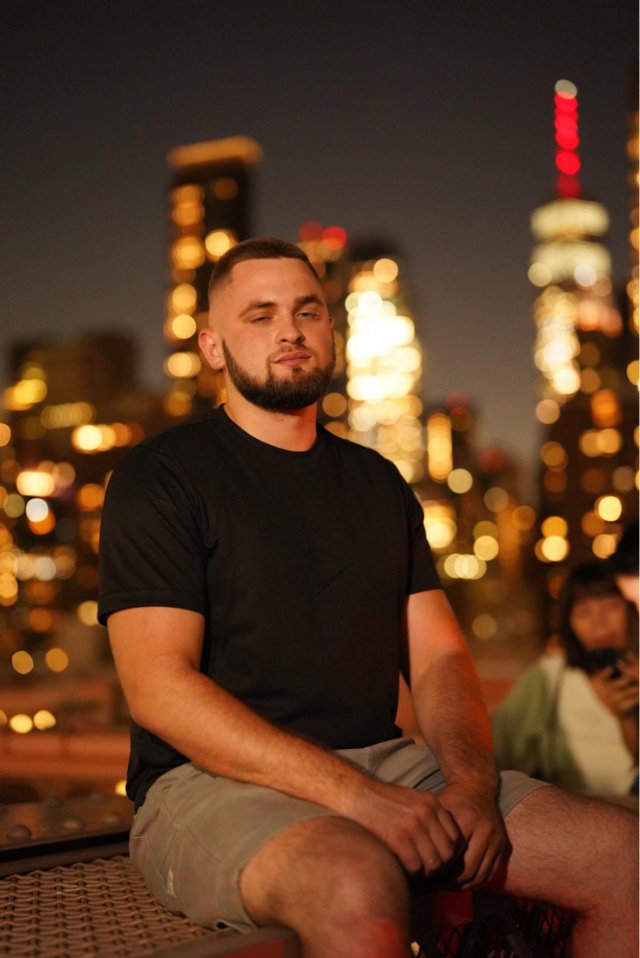 Mykhailo, 23, Бруклин - "RusDate.us"