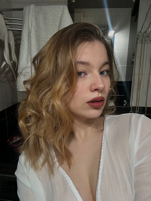 Алёна, 19, Москва - "RusDate.us"